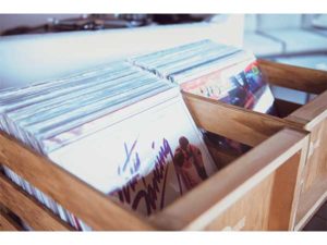 Vinyl Record Bar – Dream Building Events
